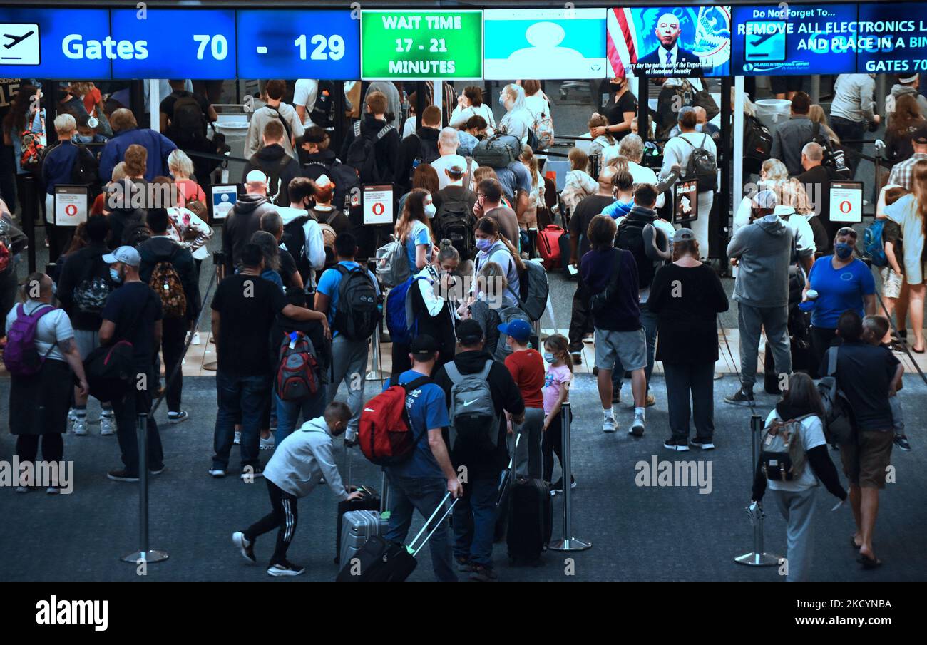 Tsa line Banque de photographies et d’images à haute résolution - Alamy