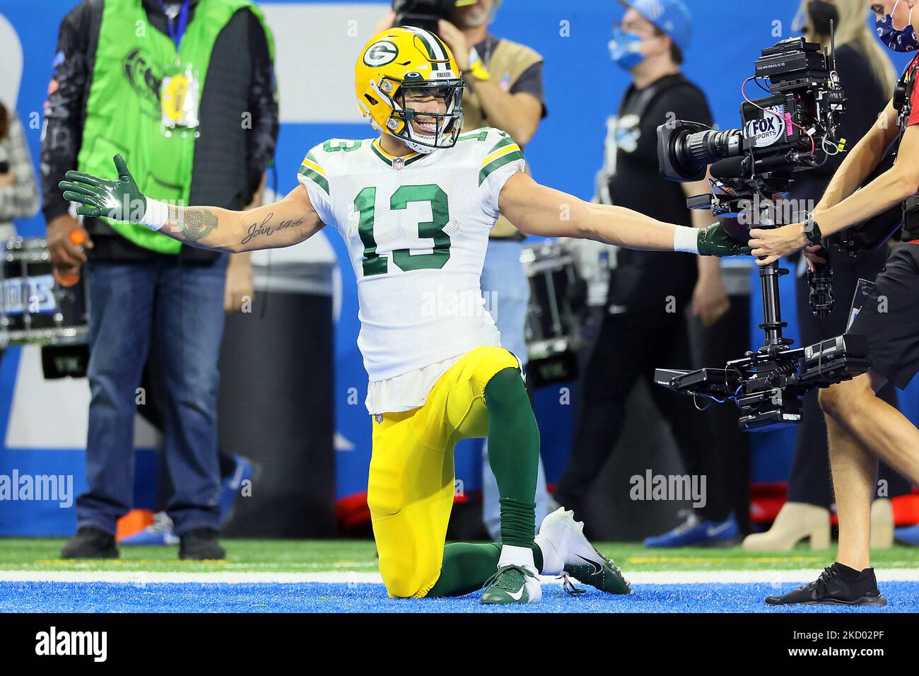 Allen Lazard (13), grand receveur de Green Bay Packers, célèbre son ...