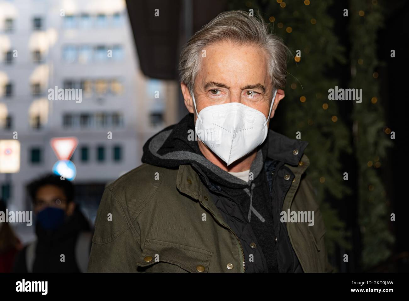 Kyle Merritt MacLachlan quitte son hôtel pendant la semaine de la mode ...