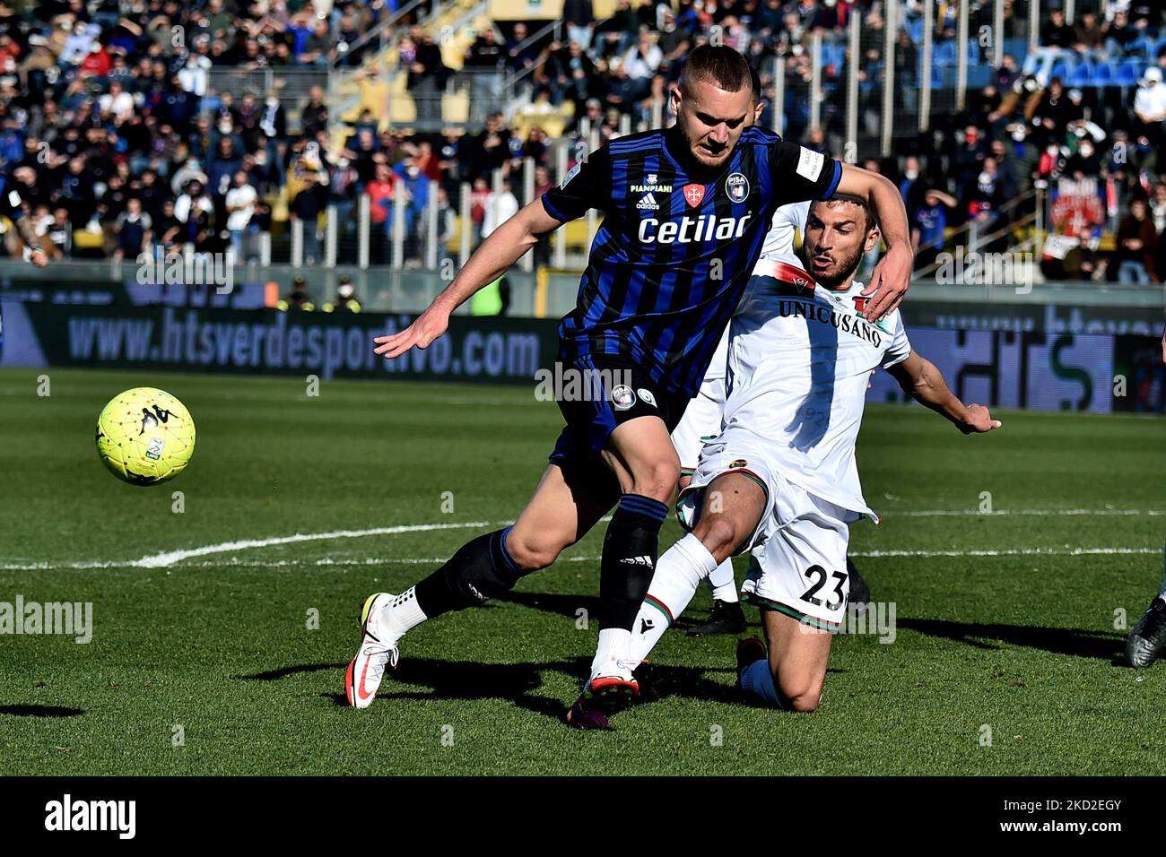 Ac pise v ternana calcio Banque de photographies et d’images à haute ...