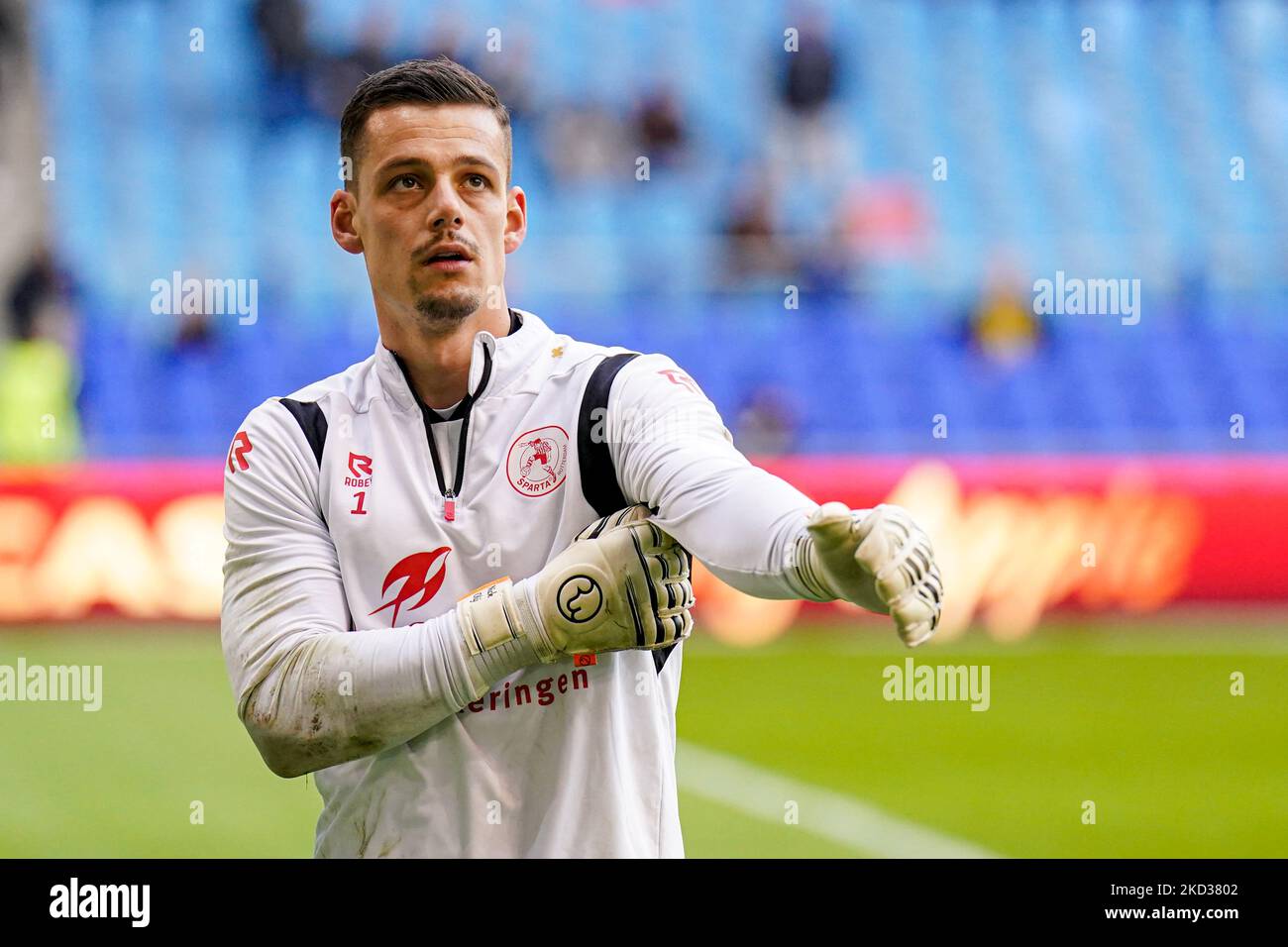 ARNHEM, PAYS-BAS - NOVEMBRE 5 : le gardien de but Nick Olij de Sparta ...