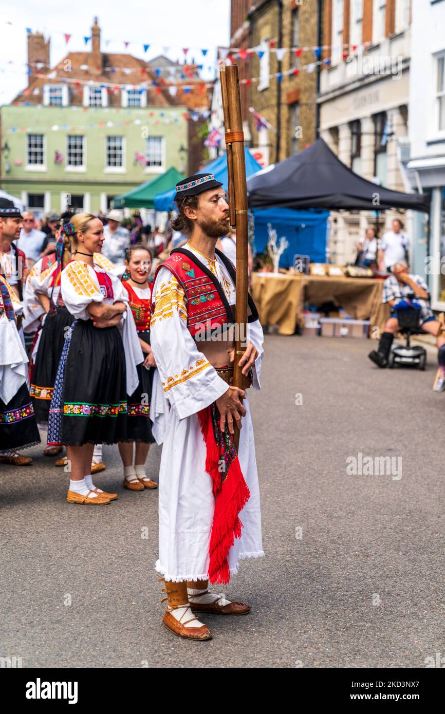 Man in traditional bulgarian dress Banque de photographies et d’images ...
