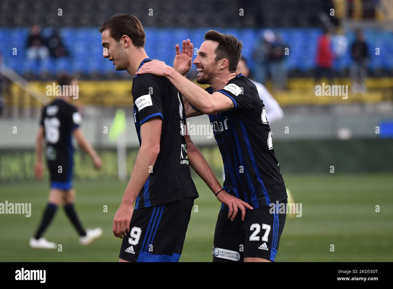 Avec lorenzo lucca Banque de photographies et d’images à haute ...