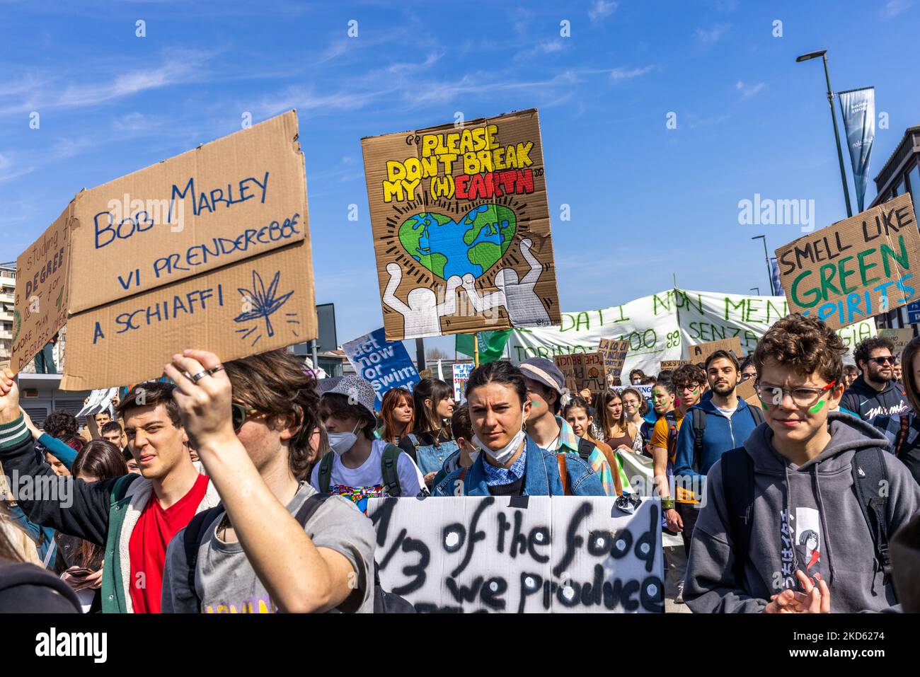 Les activistes du climat se sont emparis dans les rues de Turin ...