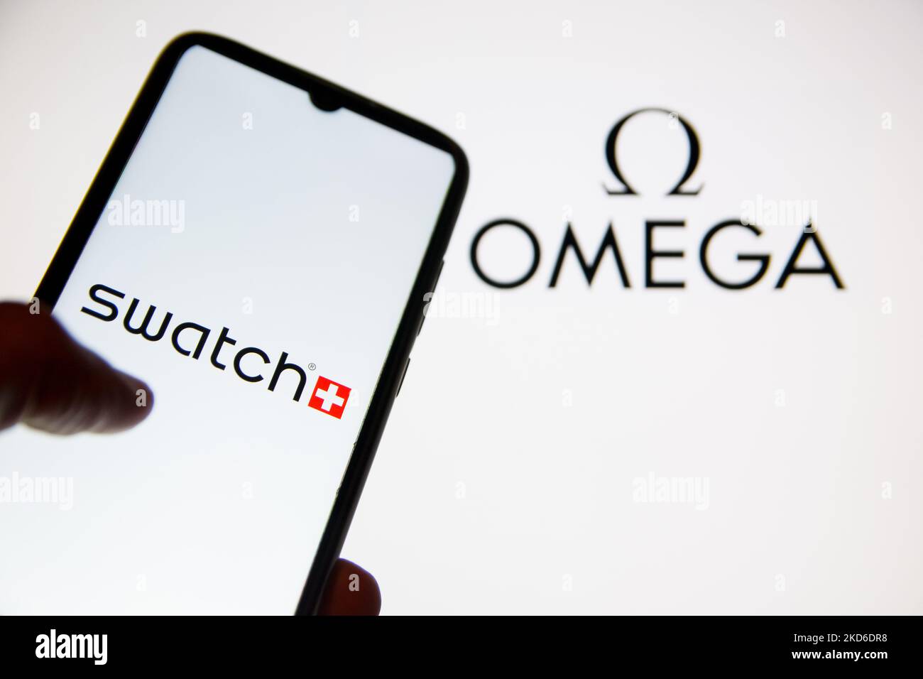 Dans cette illustration, un logo Swatch est affiché sur l'écran d'un ...