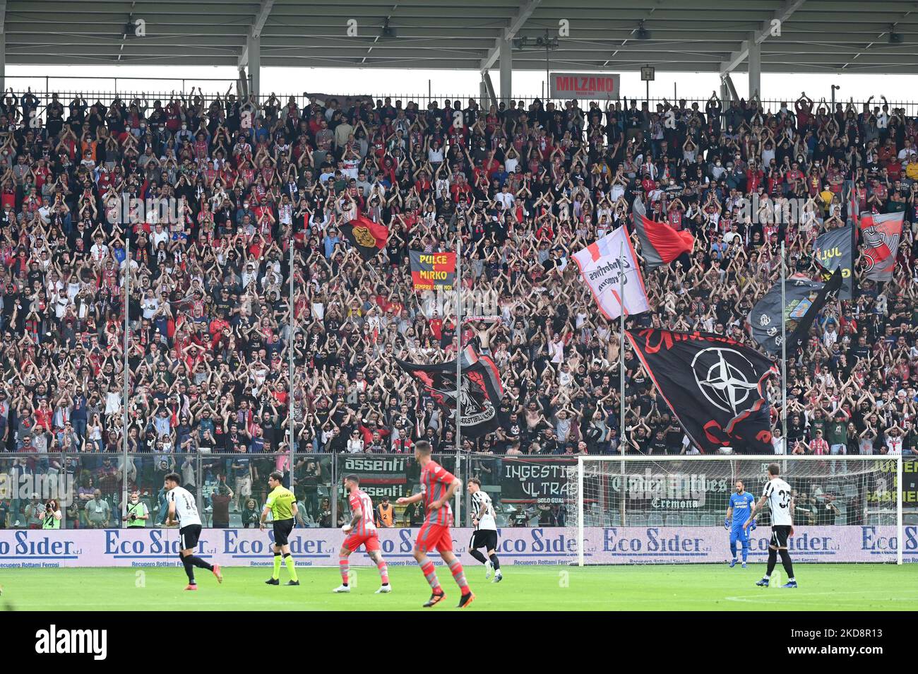Nous cremonese v ascoli calcio Banque de photographies et d’images à ...