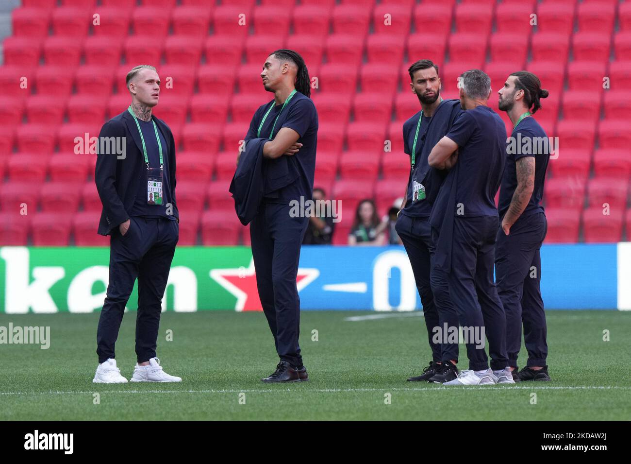Rui Patricio d'AS Roma avec Rick Karsdorp d'AS Roma , Sergio Oliveira d ...