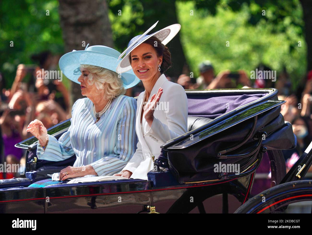Catherine, duchesse de Cambridge (à droite) et Camila, duchesse de ...