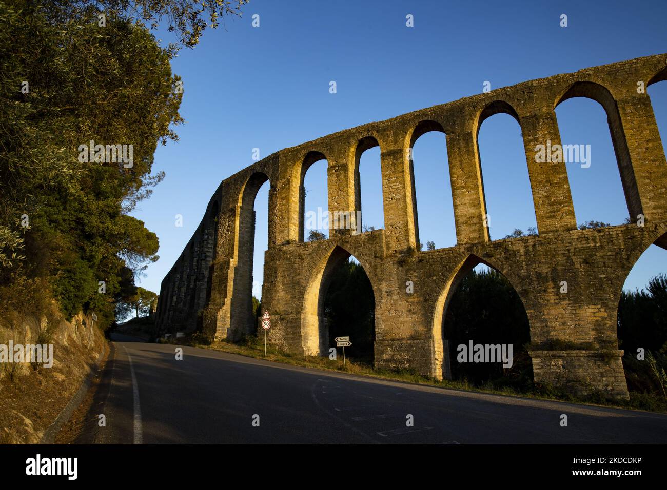 Aqueduto do convento de cristo Banque de photographies et d’images à ...