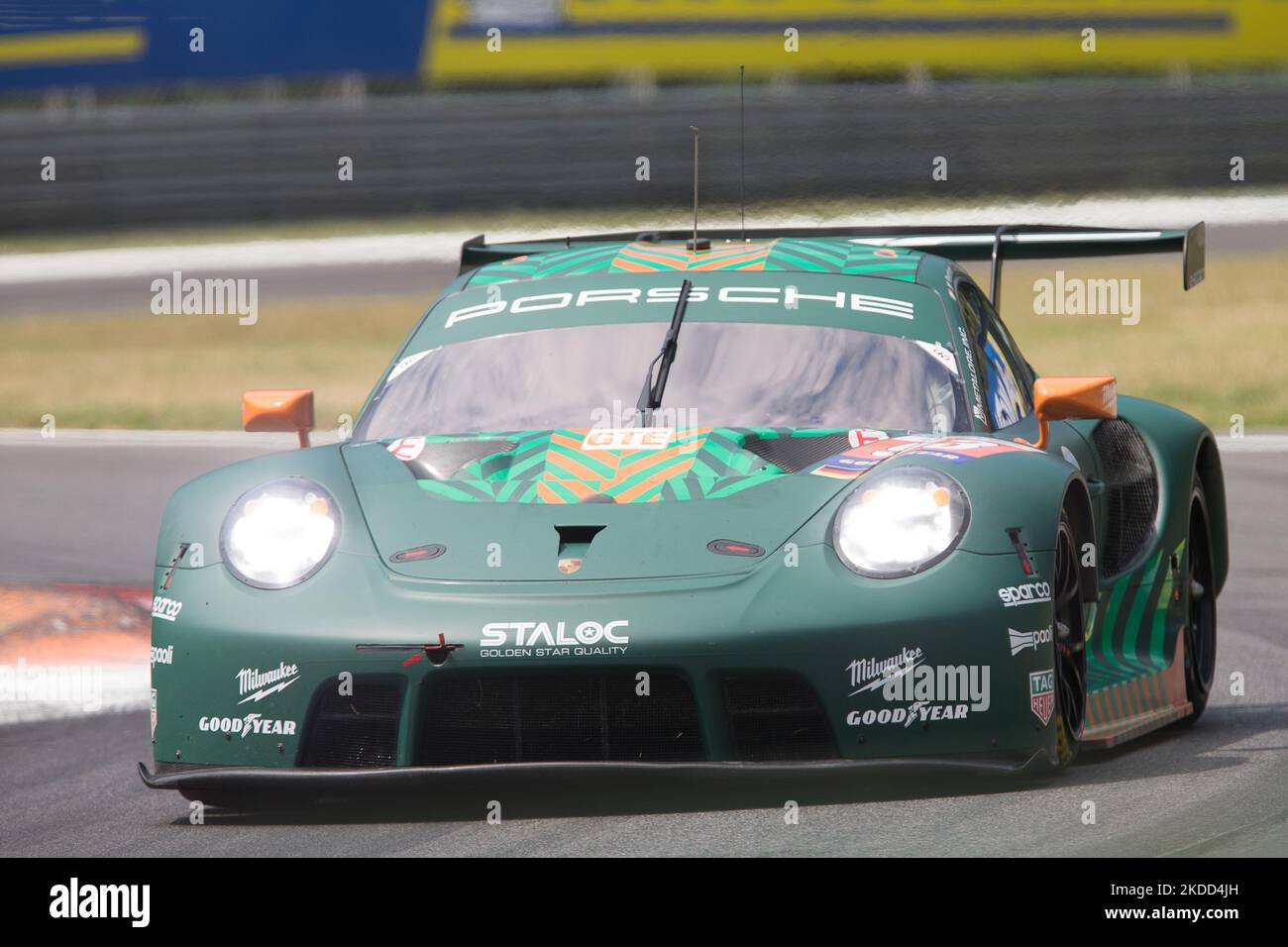 COMPÉTITION PROTON 93 - PORSCHE 911 RSR 19 (M. Fassbender, Z. Robichon ...