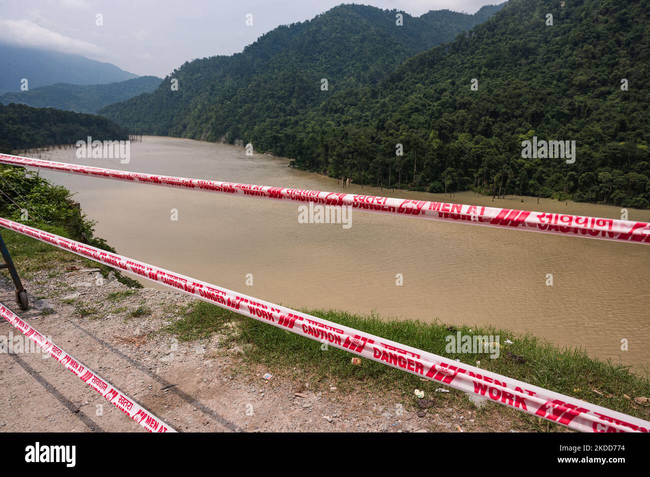 La rivière Teesta est une rivière de 414 km (257 mi) de long qui part ...