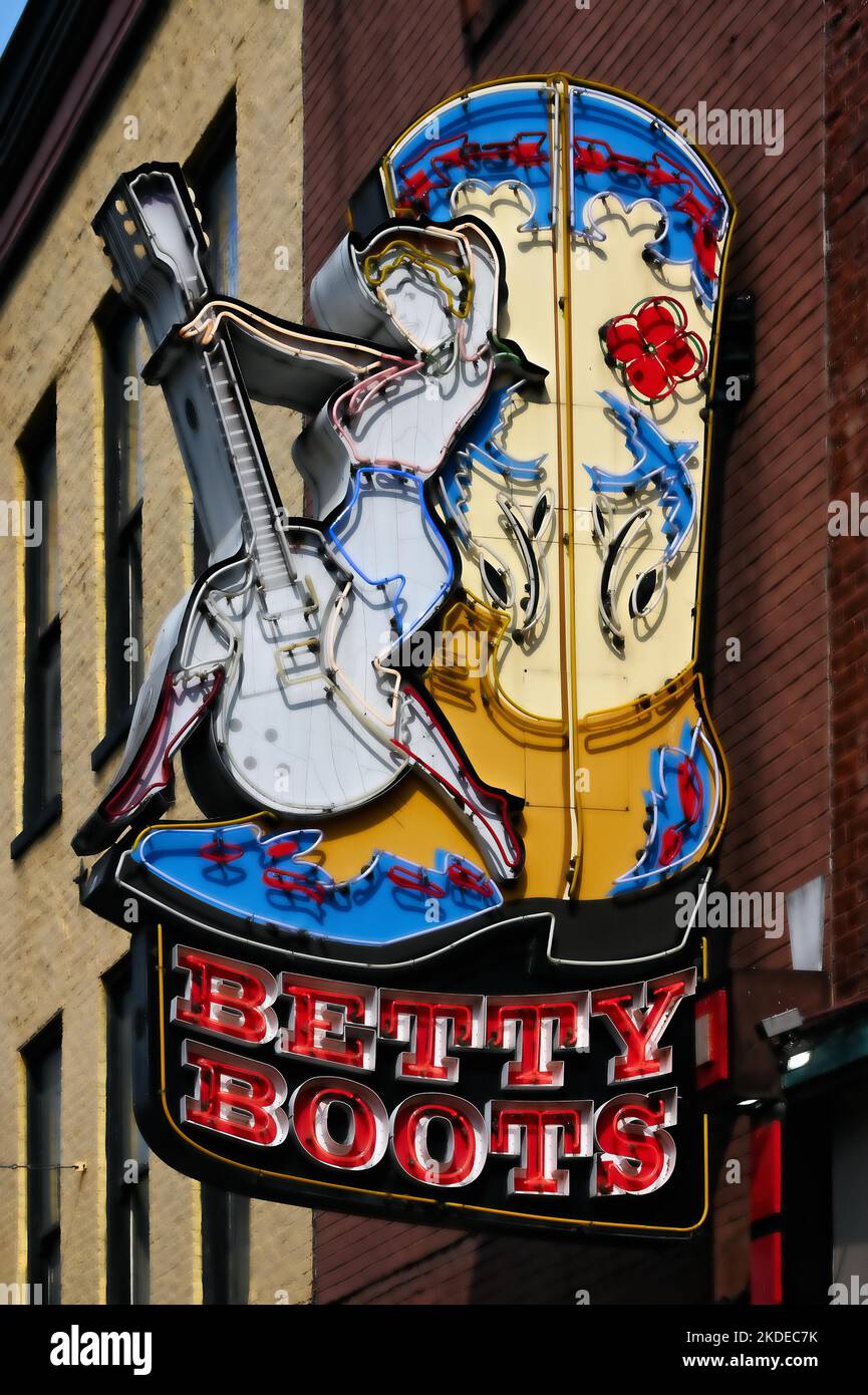 Betty boots Banque de photographies et d’images à haute résolution - Alamy