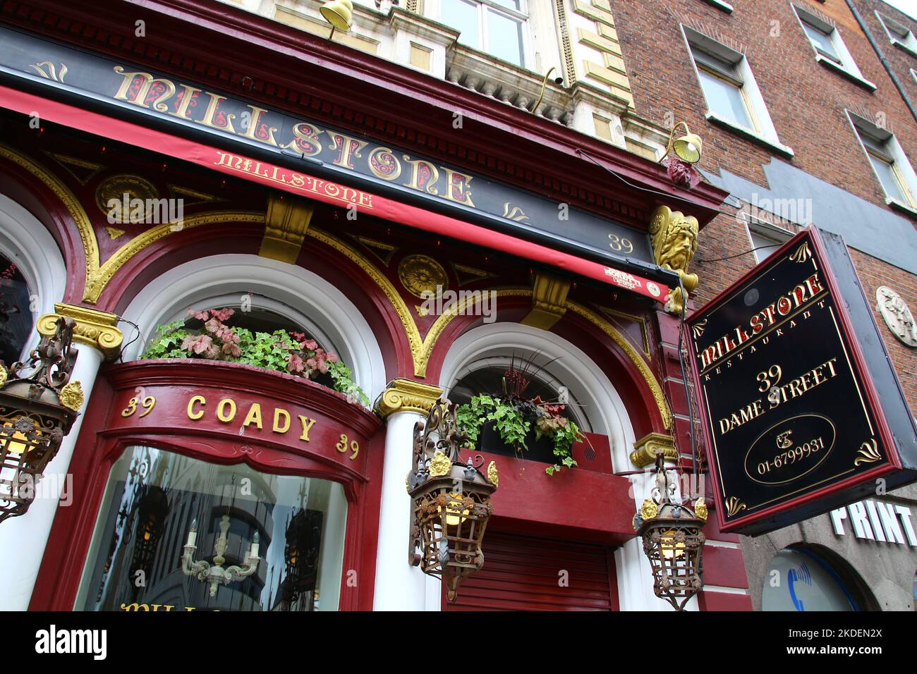 Millstone inn Banque de photographies et d’images à haute résolution ...