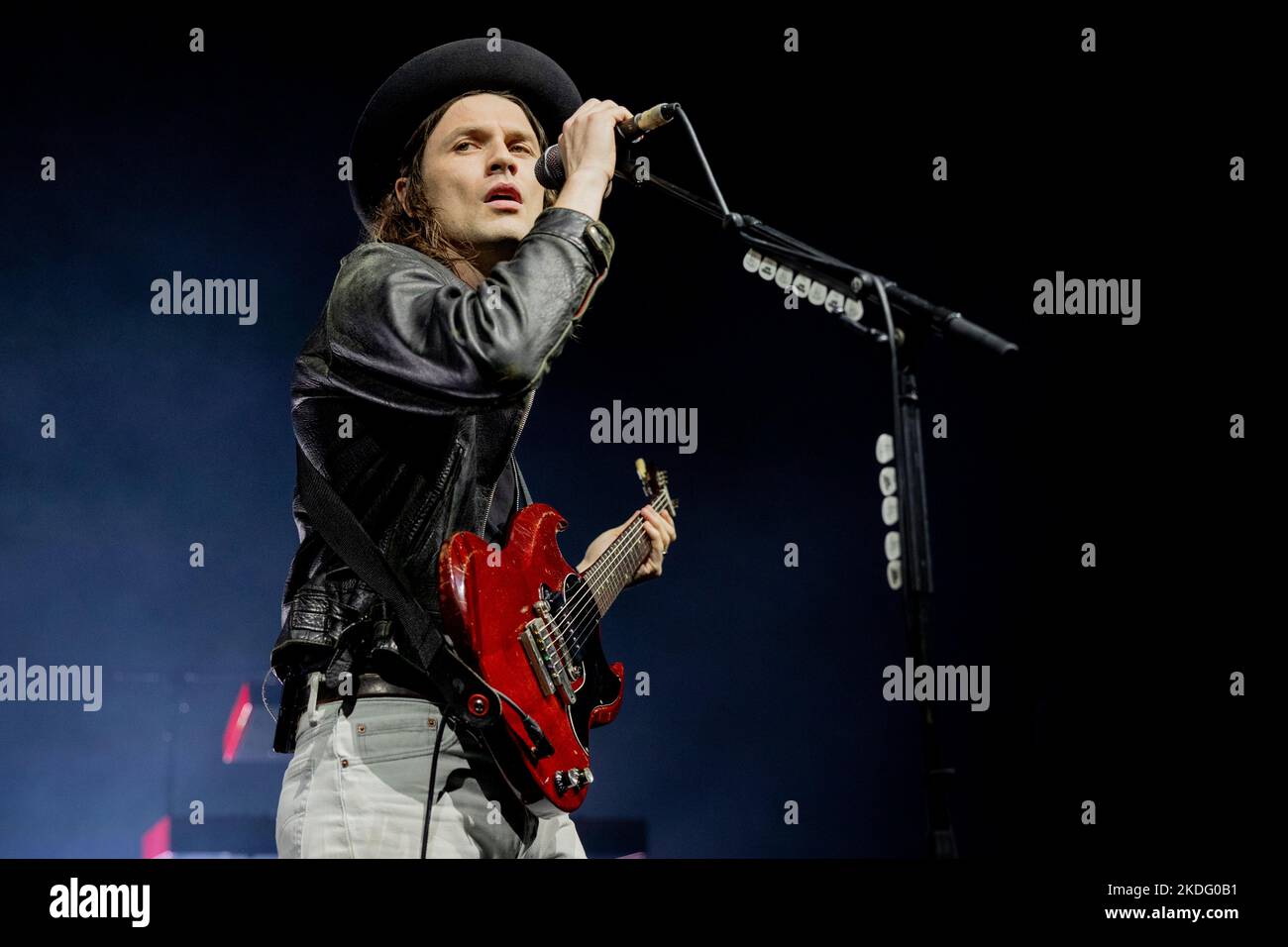 Italie 6 novembre 2022 la Baie James vit à fabrique Milan © Andrea ...