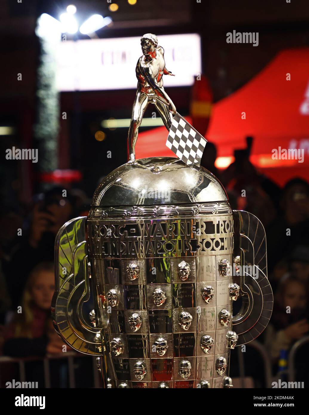 Plus tôt cette année, le pilote de course Marcus Ericsson s'est écrit ...