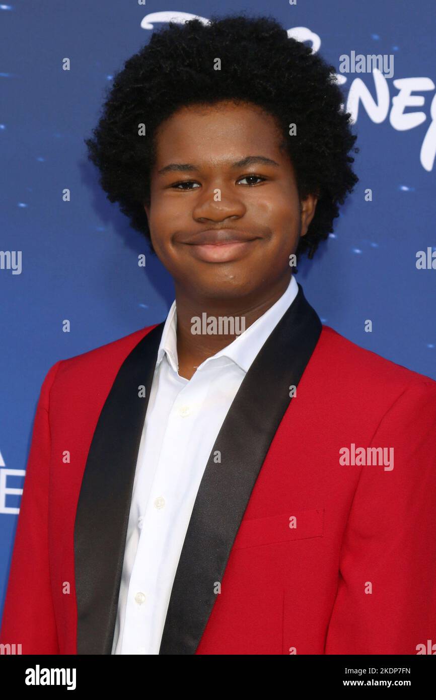 Burbank, CA. 6th novembre 2022. Devin Bright à l'arrivée pour LA ...