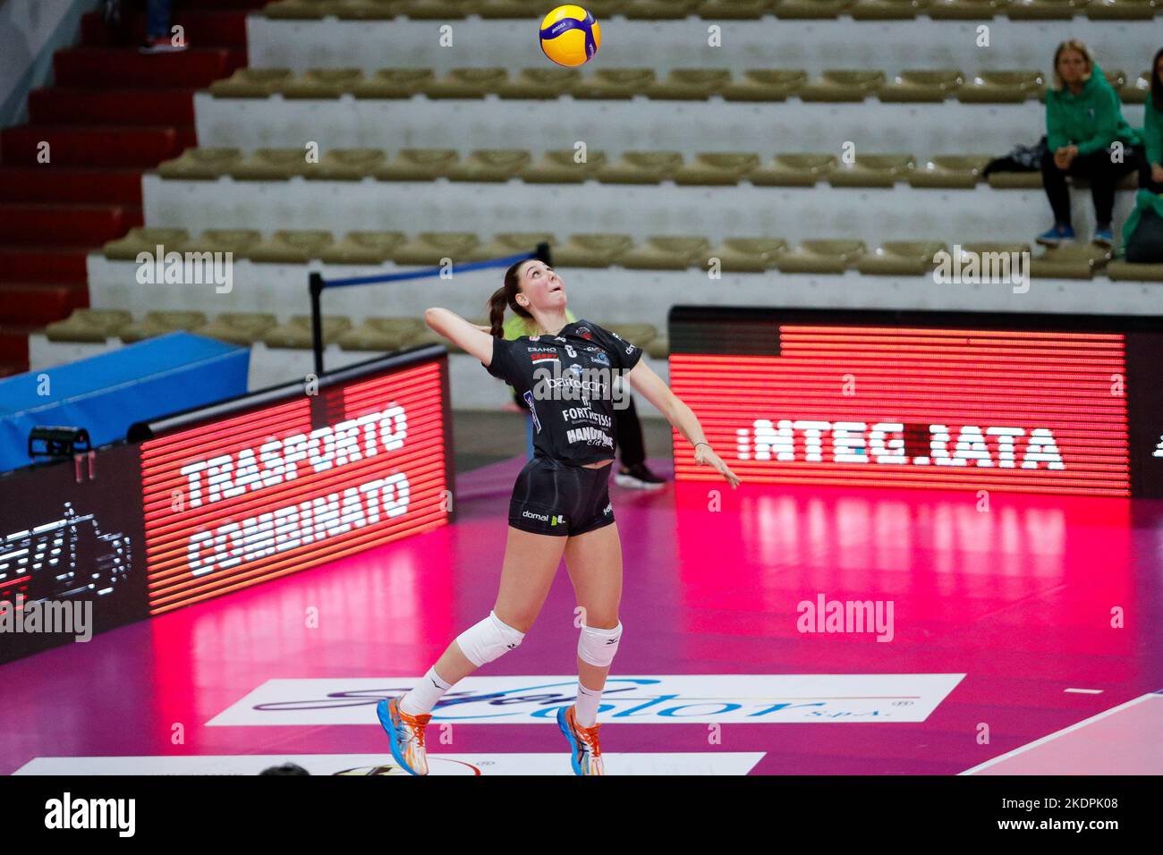 Trasportipesanti casalmaggiore Banque de photographies et d’images à ...