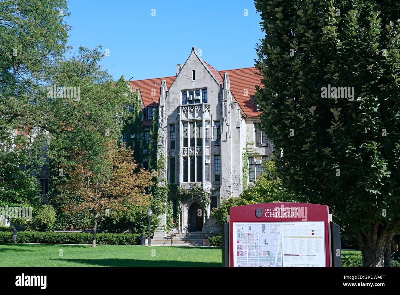 Chicago, États-Unis - août 2022 : panneau de l'Université de Chicago ...