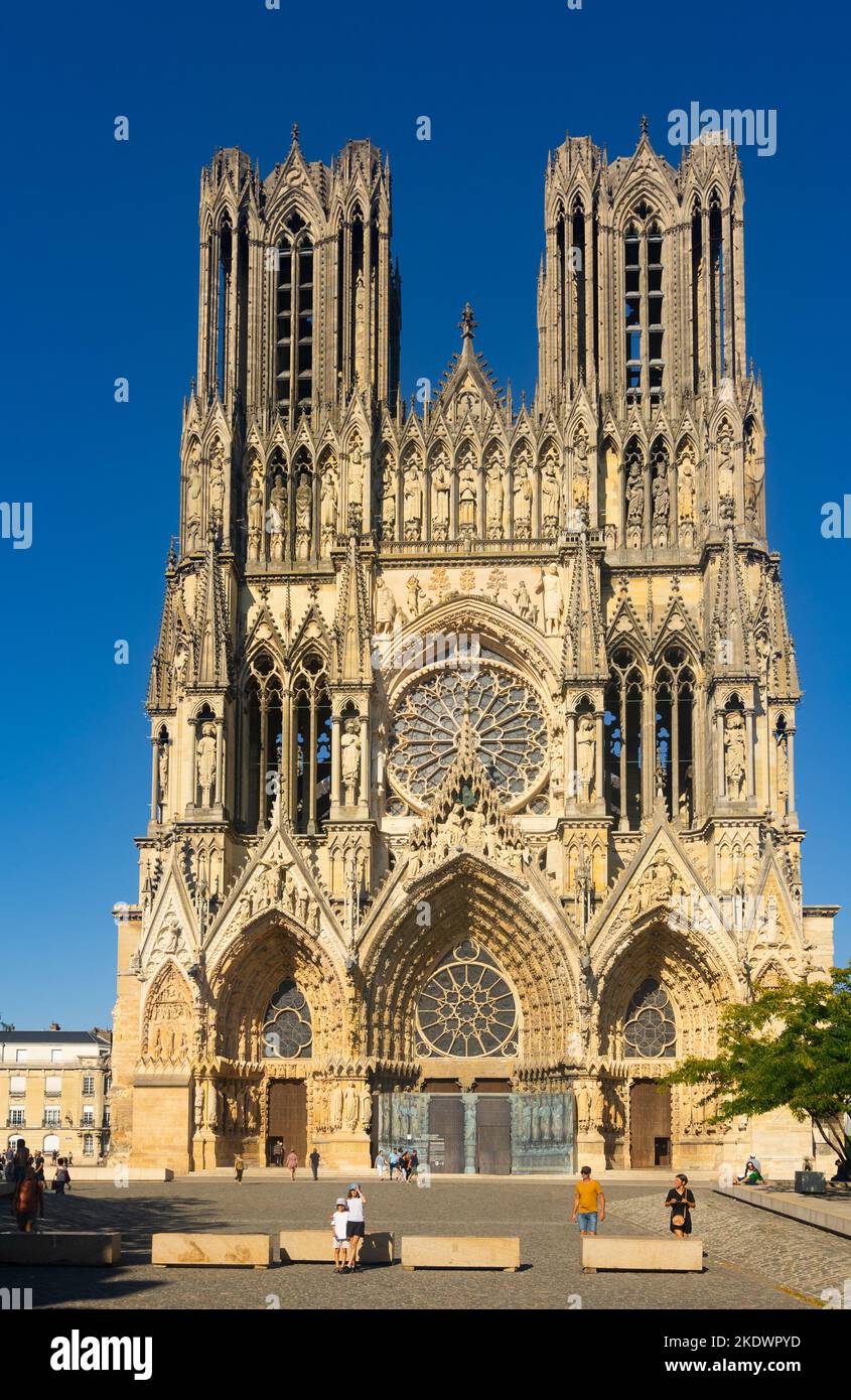 Reims skyline france europe Banque de photographies et d’images à haute ...