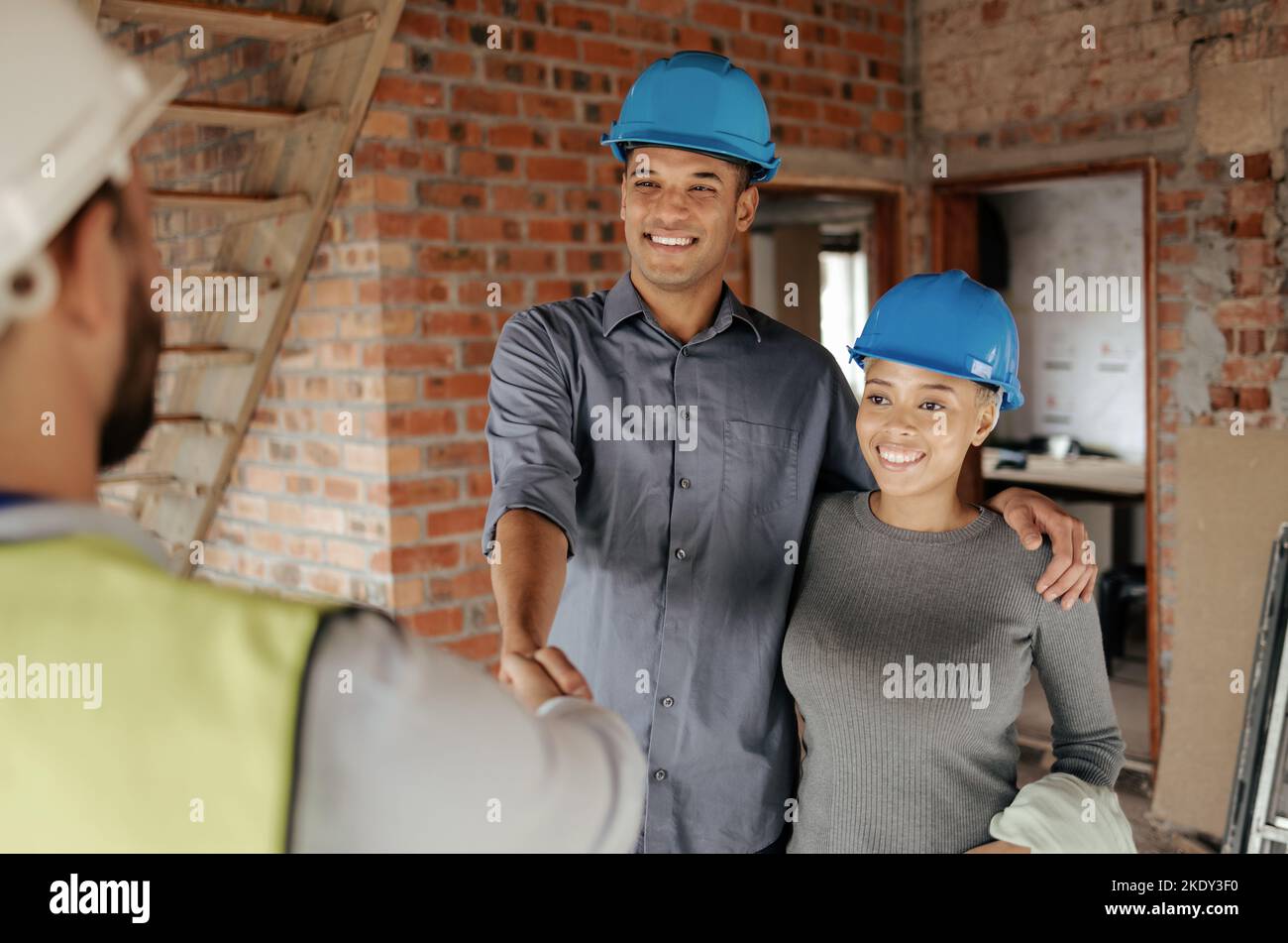 Service de construction de maison Banque de photographies et d’images à ...
