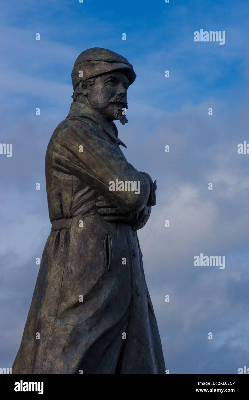Samuel Cody Statue Farnborough se trouve à l'extérieur du musée ...