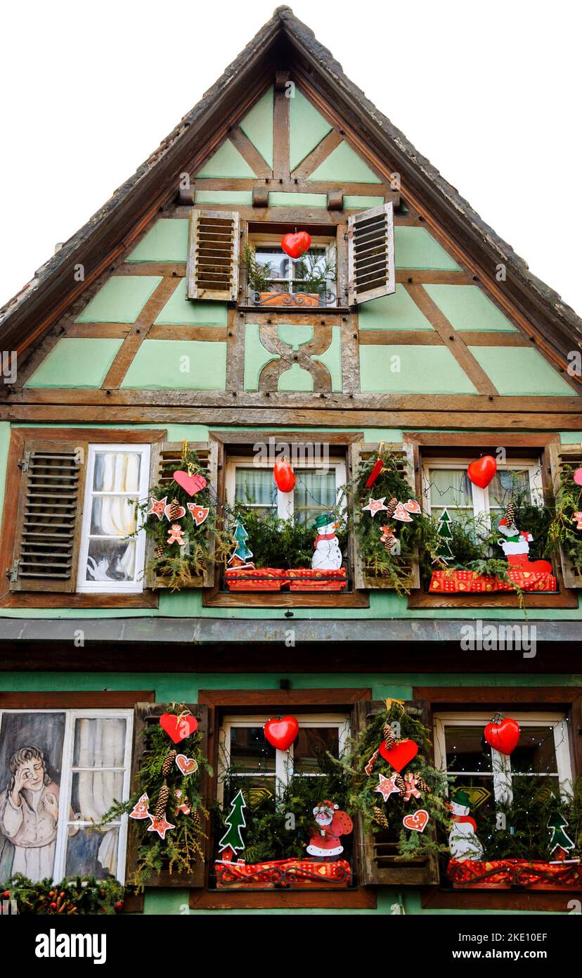 Maison à colombages peinte en vert Banque de photographies et d’images ...