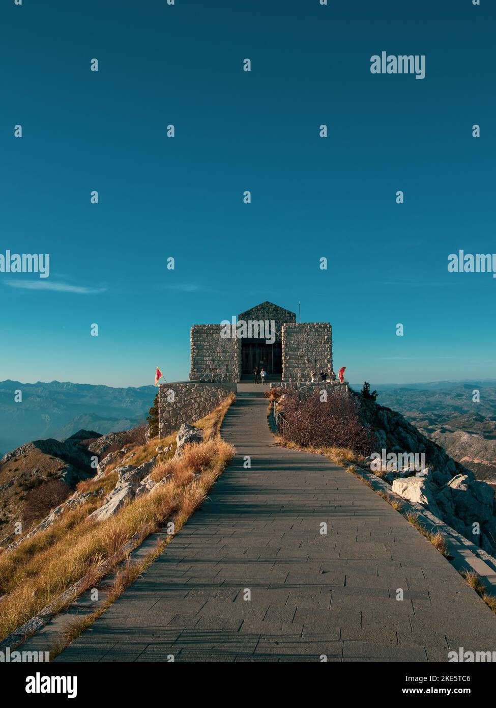 Mountain top temple Banque de photographies et d’images à haute ...