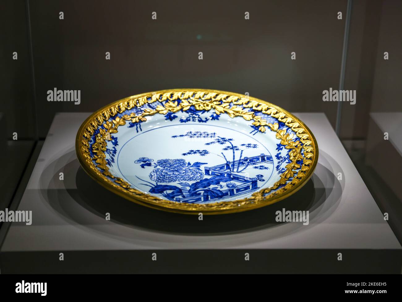 Bronze mounts Banque de photographies et d’images à haute résolution ...