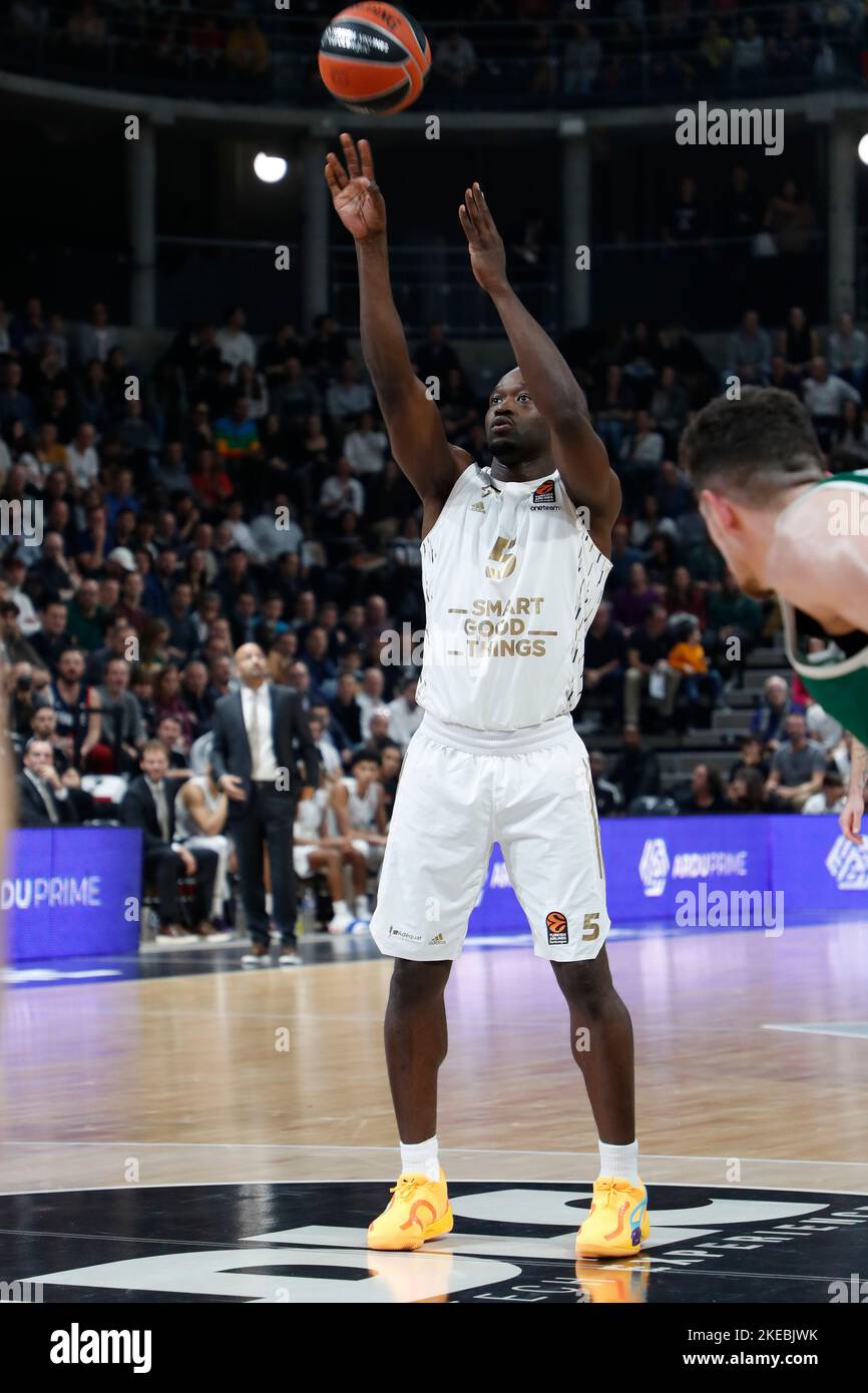 Charles KAHUDI de Lyon pendant le match Euroligue de Turkish Airlines ...