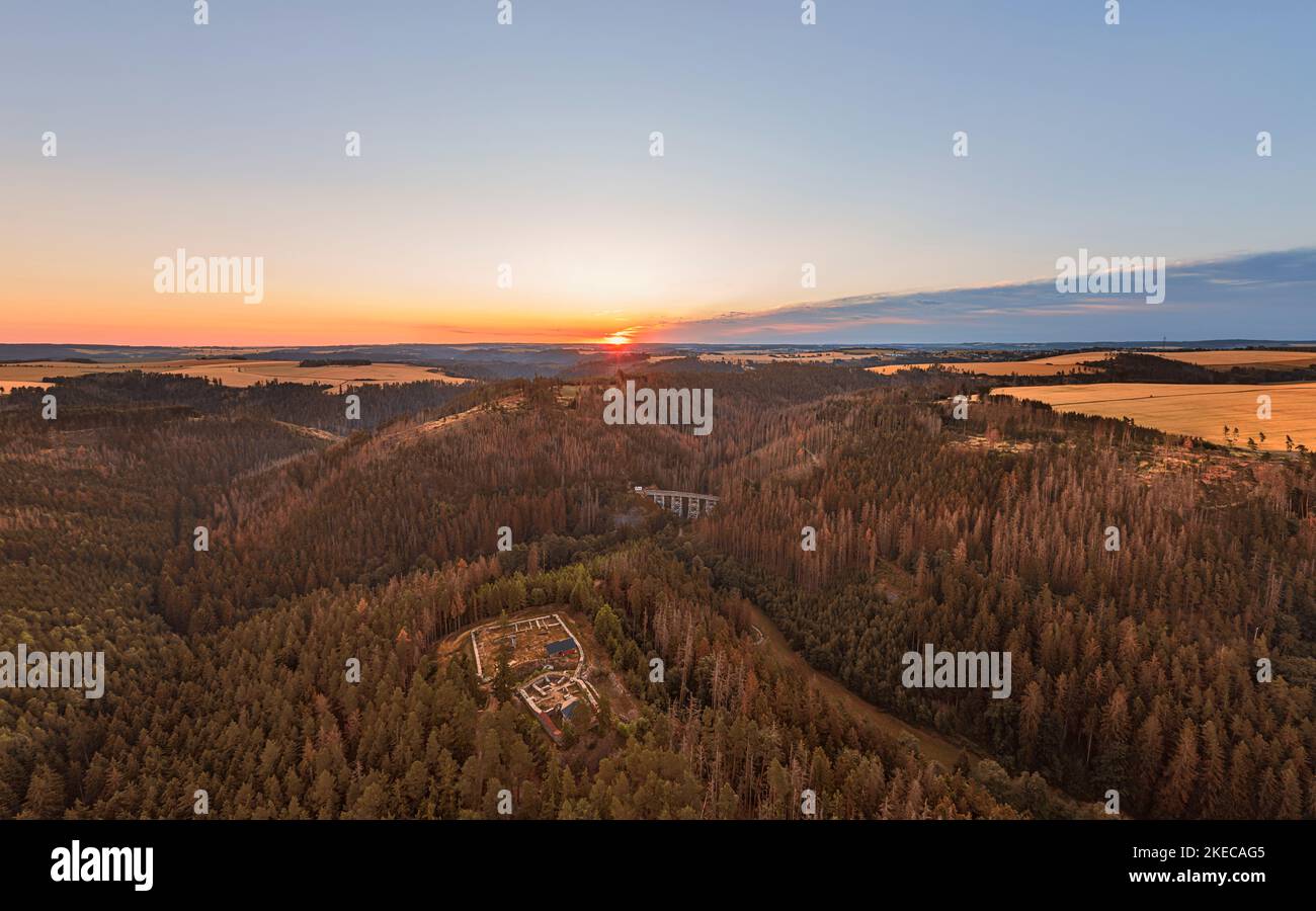 Allemagne, Thuringe, Ramptendorf, Weisbach, Wysburg, ruine, murs de ...