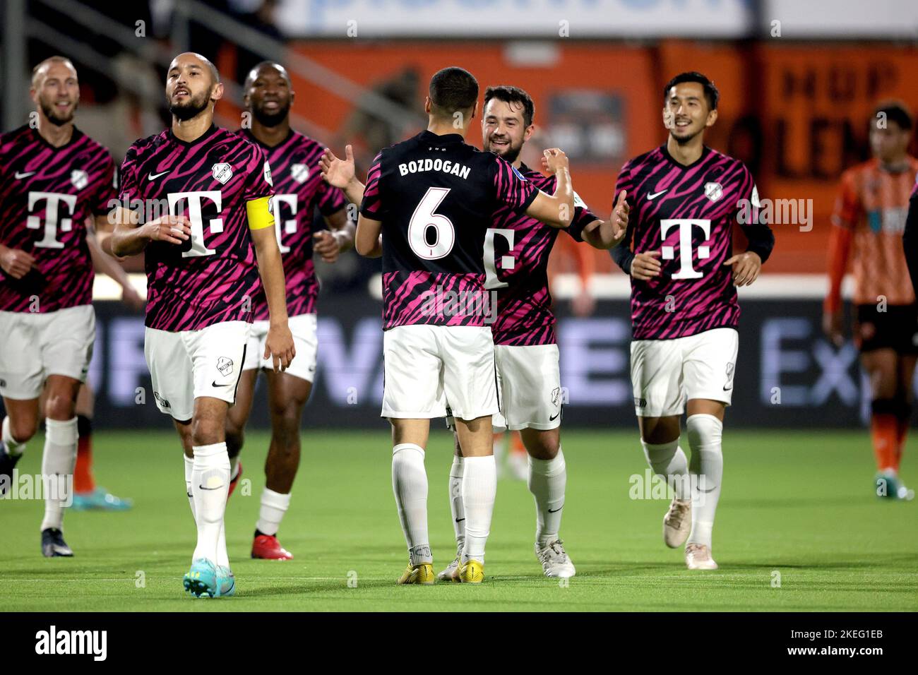 VOLENDAM - CAN Bozdogan du FC Utrecht célèbre le 0-4 lors du match ...