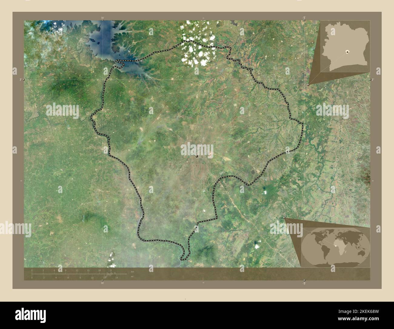 Yamoussoukro, district autonome de Côte d'Ivoire. Carte satellite haute ...