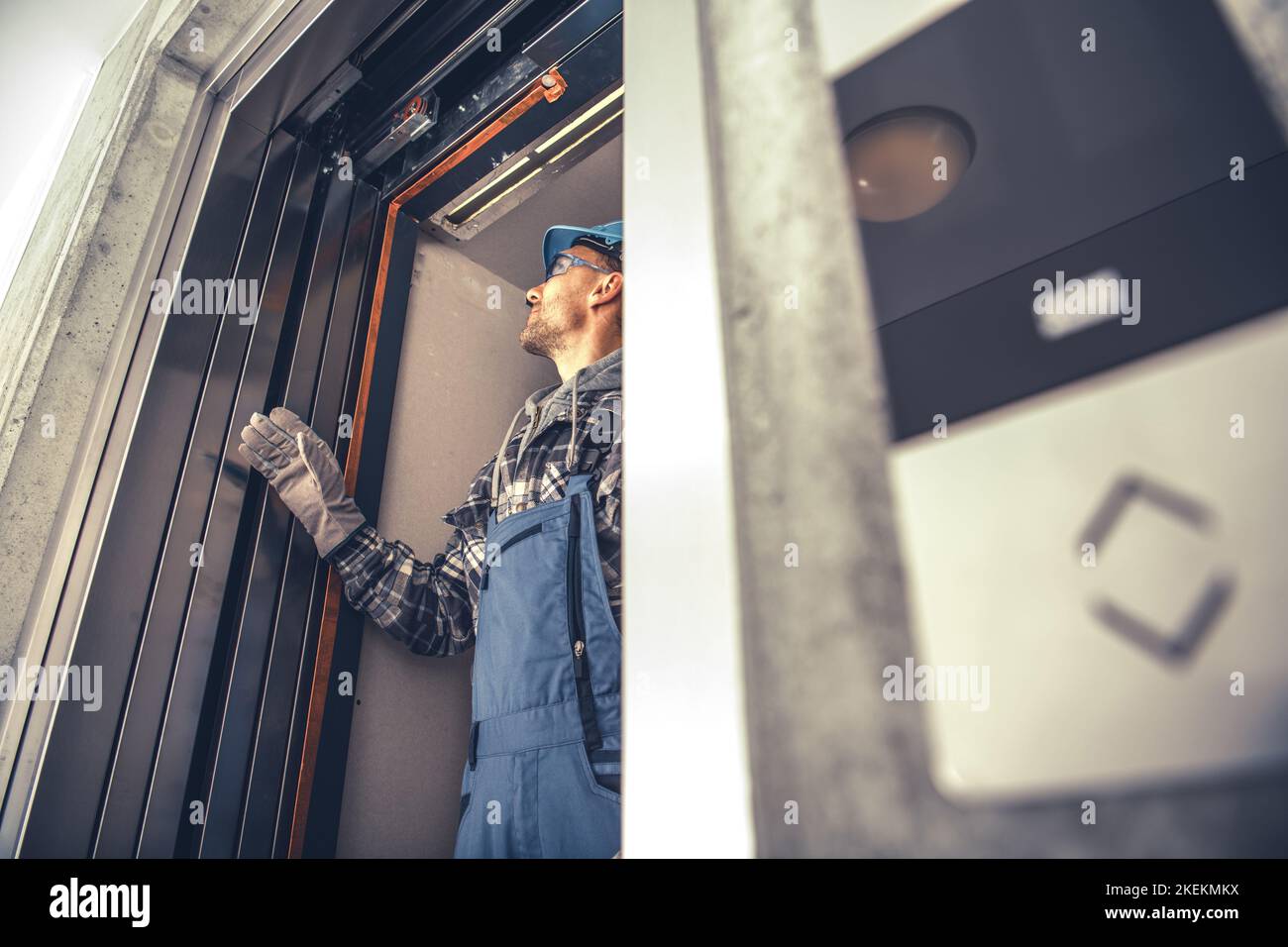 Ascenseur de bâtiment Banque de photographies et d’images à haute résolution - Alamy