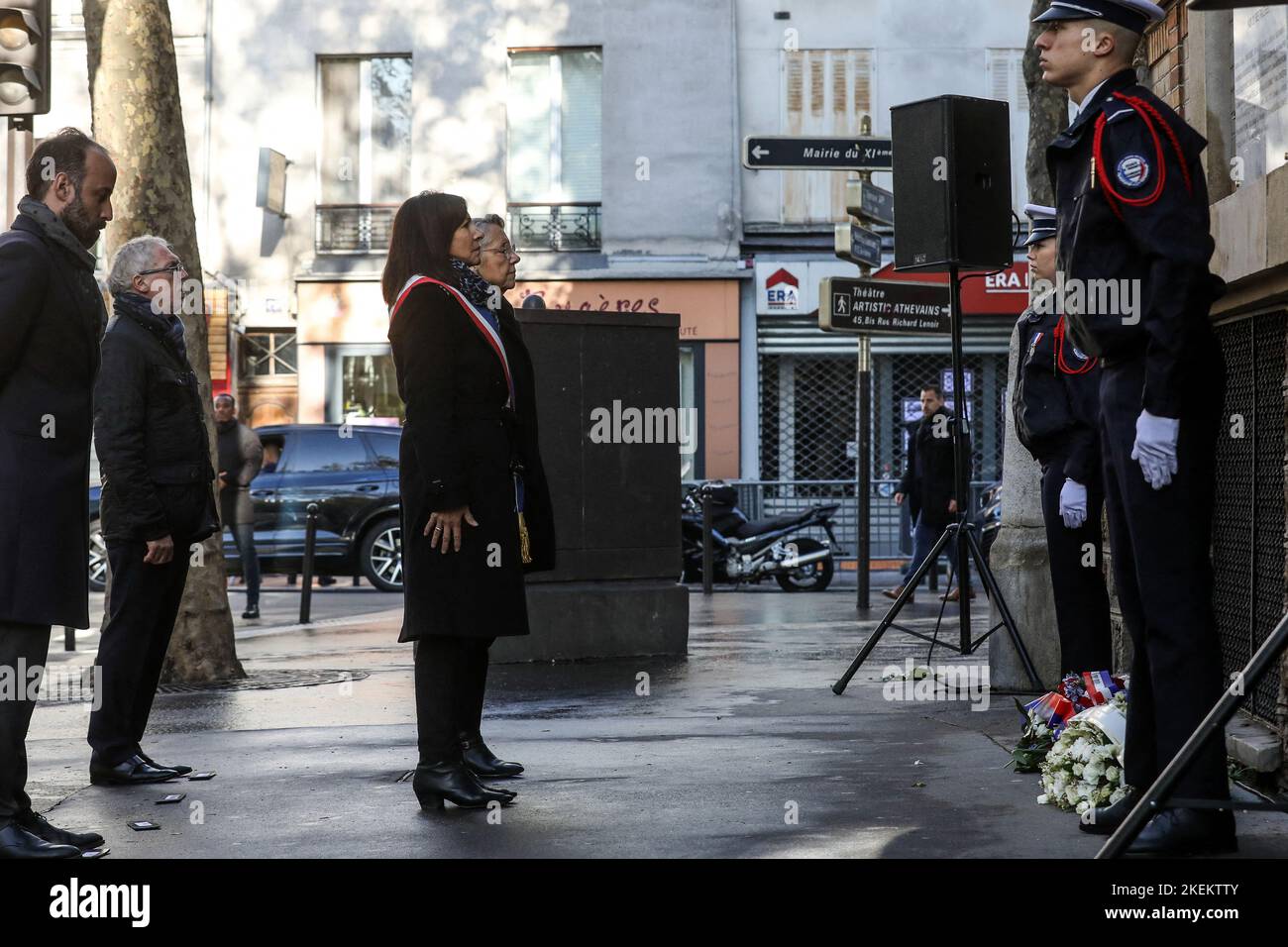 La première ministre Elisabeth borne et la maire de Paris, Anne Hidalgo ...
