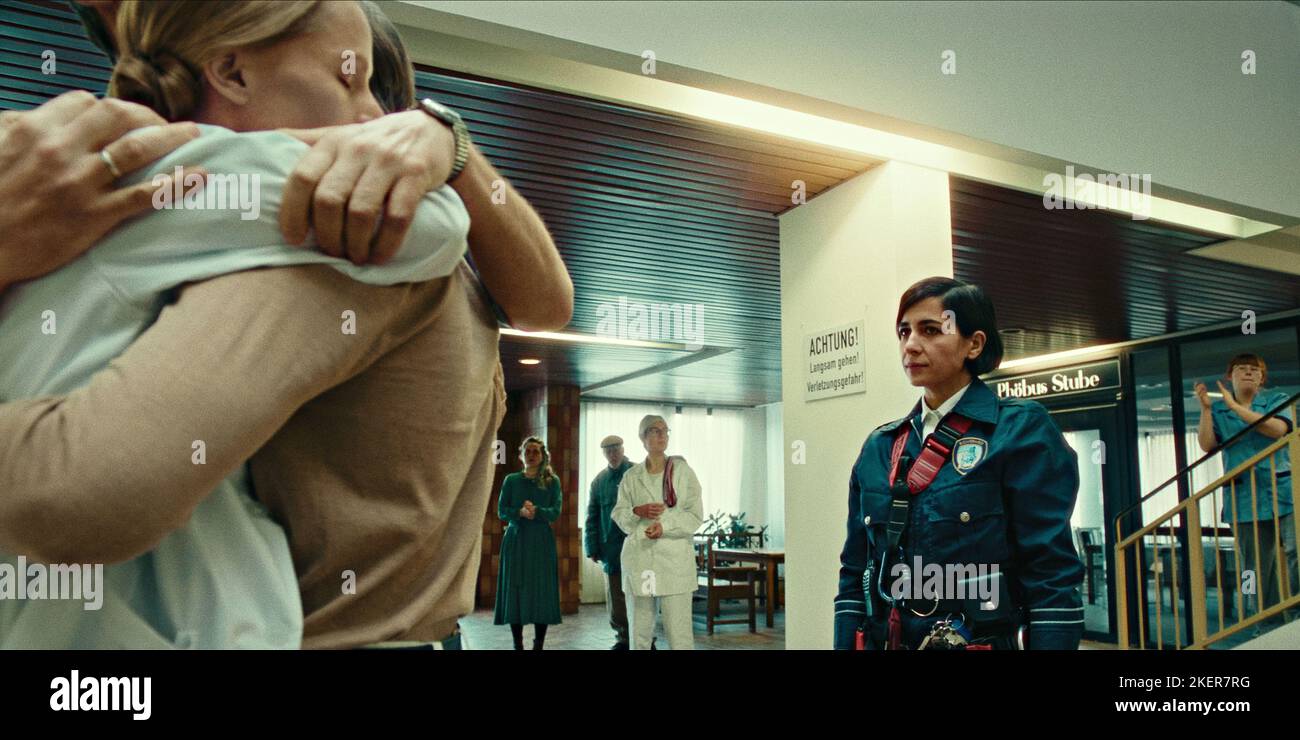 SUSANNE WUEST, IOANA IACOB ET KNUT BERGER DANS WE WITH WITH WIR KONNTEN ...