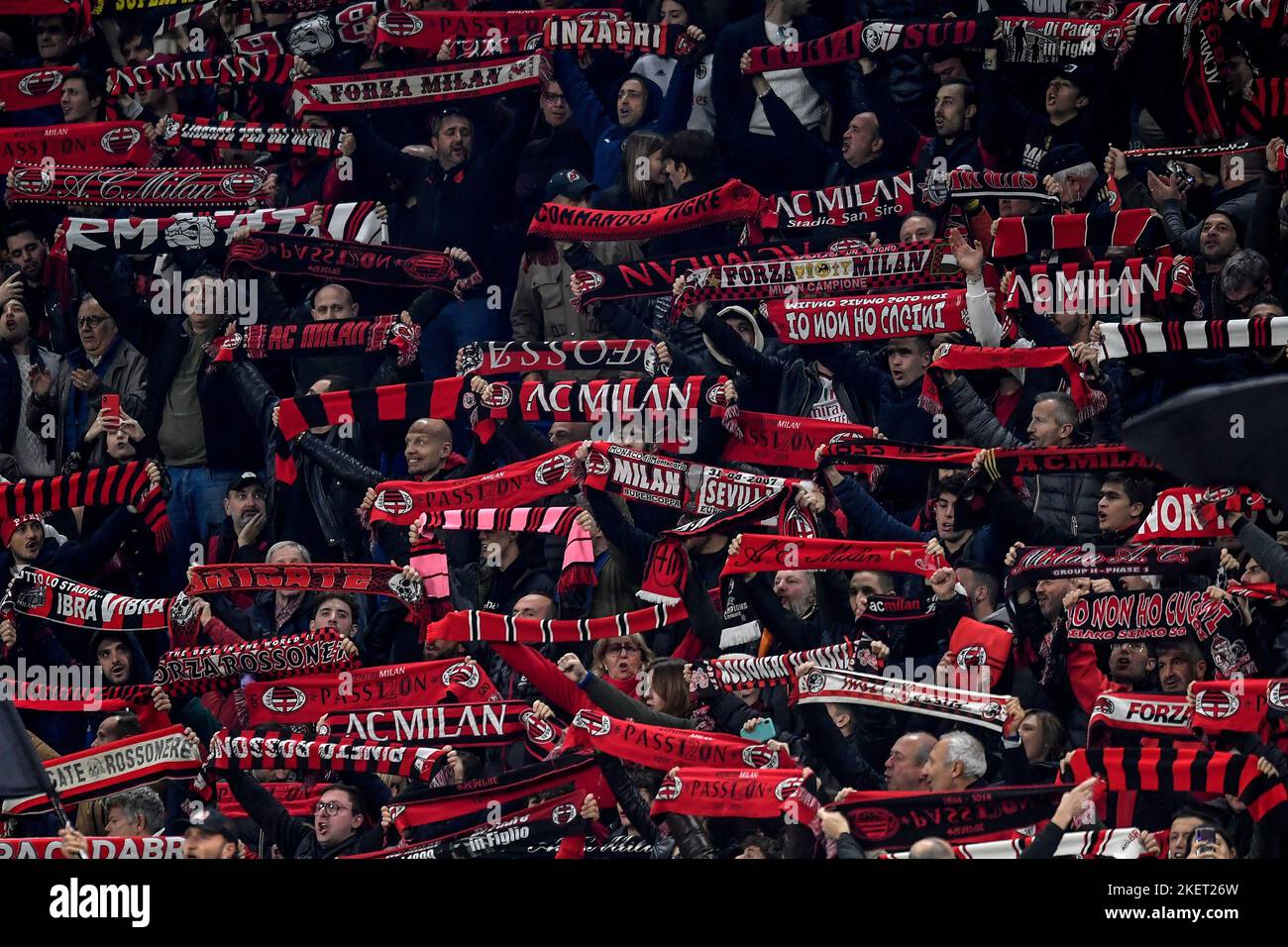 Supporters ac milan Banque de photographies et d’images à haute ...