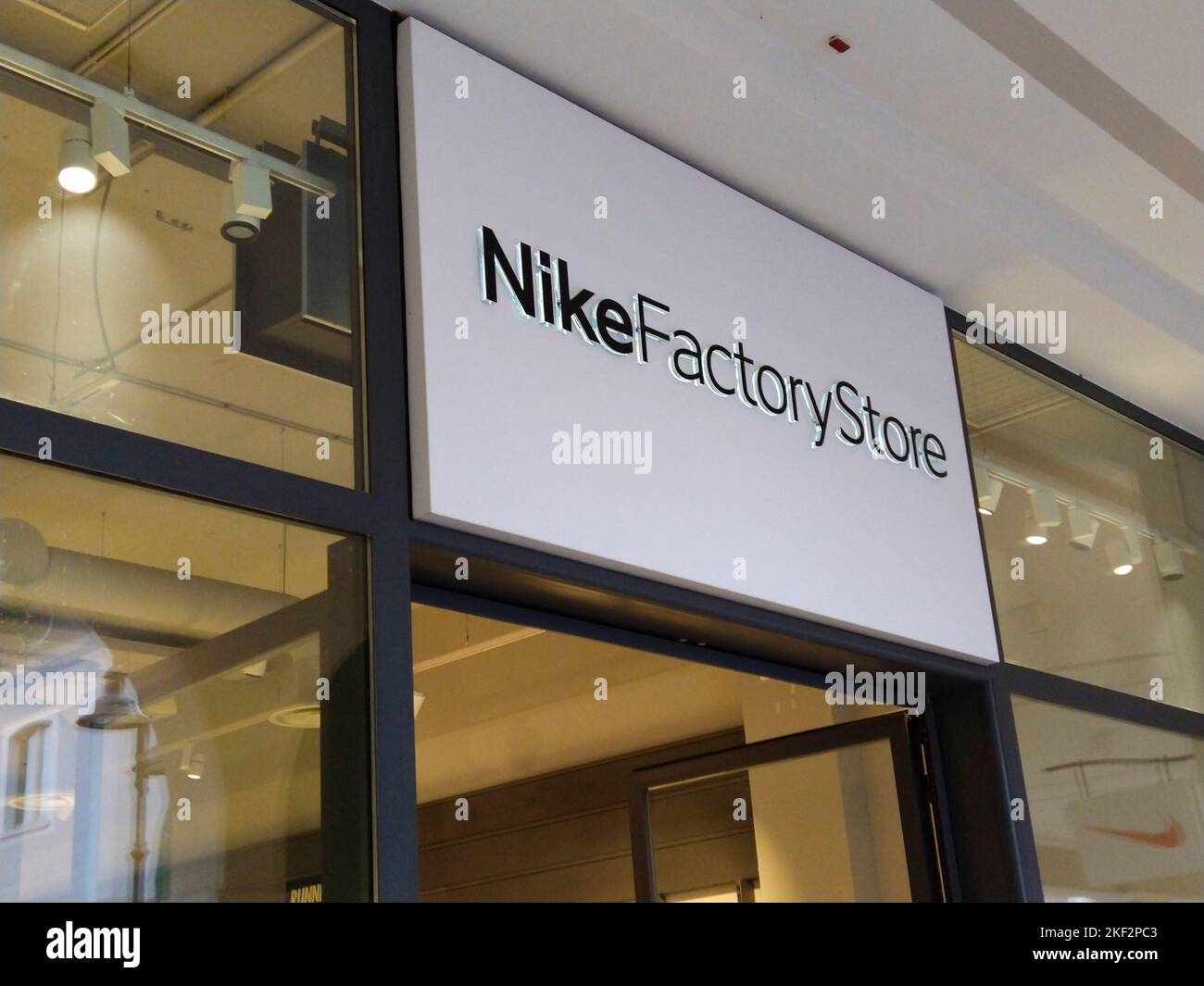 Marque nike Banque de photographies et d’images à haute résolution - Alamy