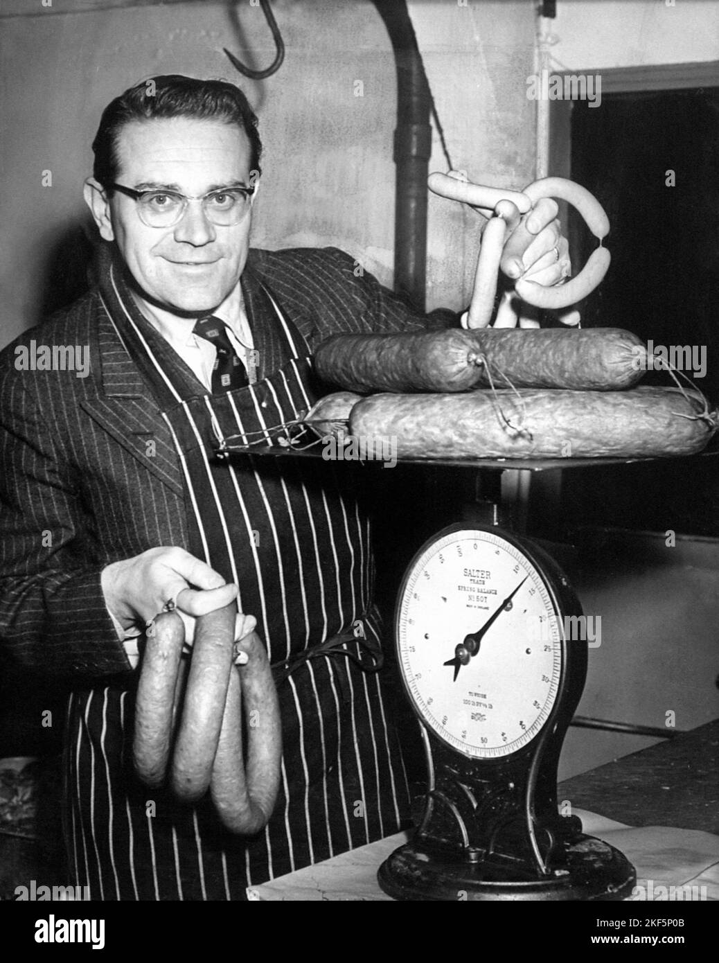 Le champion des célibataires hommes de Wimbledon en 1954, Jaroslav ...