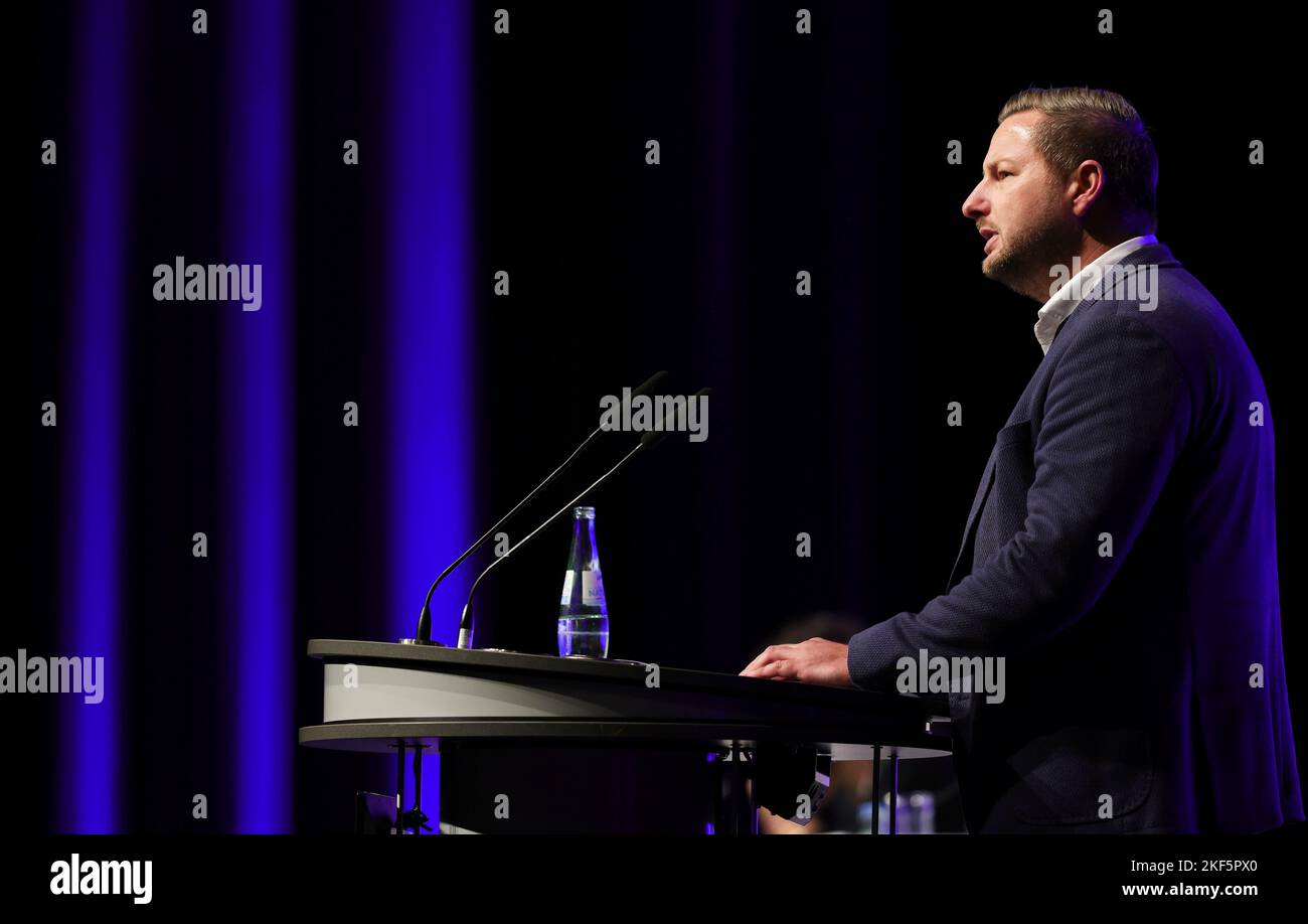 firo : 15.11.2022, football, football, ligue 1st, ligue fédérale 1st ...