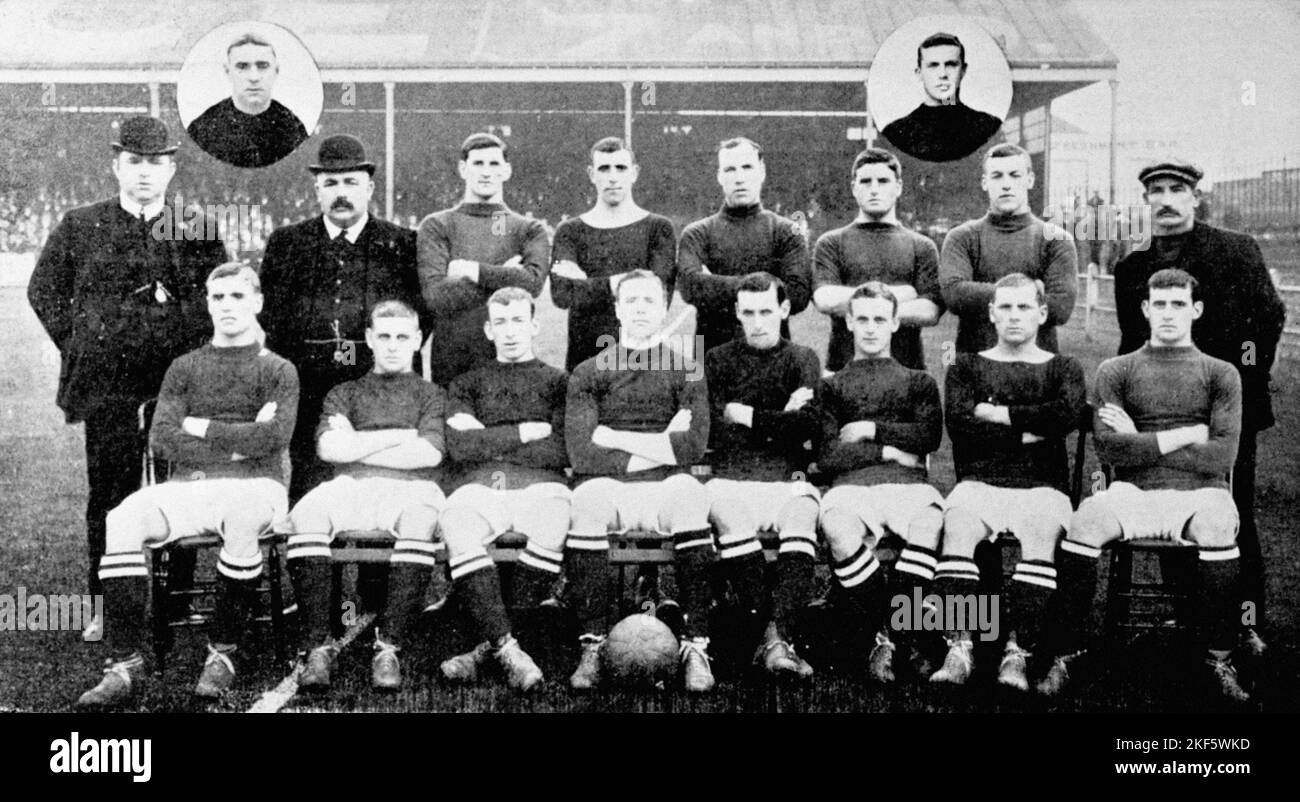 L'équipe de Bristol City qui a perdu la finale de la coupe FA ...