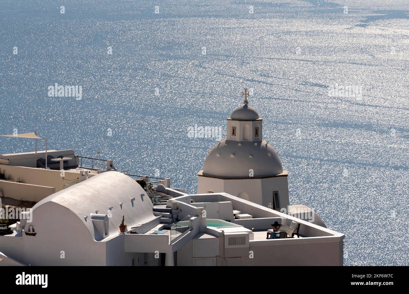 Fira, Santorini, Grèce, UE. 2022. Une vue d'ensemble de Fira la ...