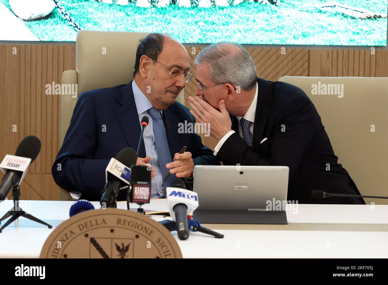 Palerme sur la photo le nouveau conseiller régional pour l'économie ...