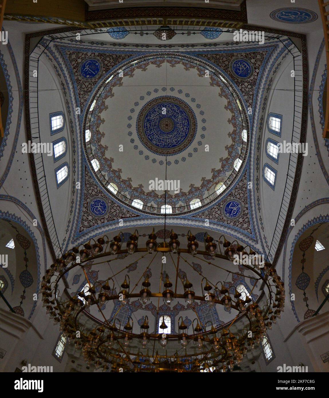 La mosquée et le complexe Atik Ali Pasha, situés à Istanbul, en Turquie ...