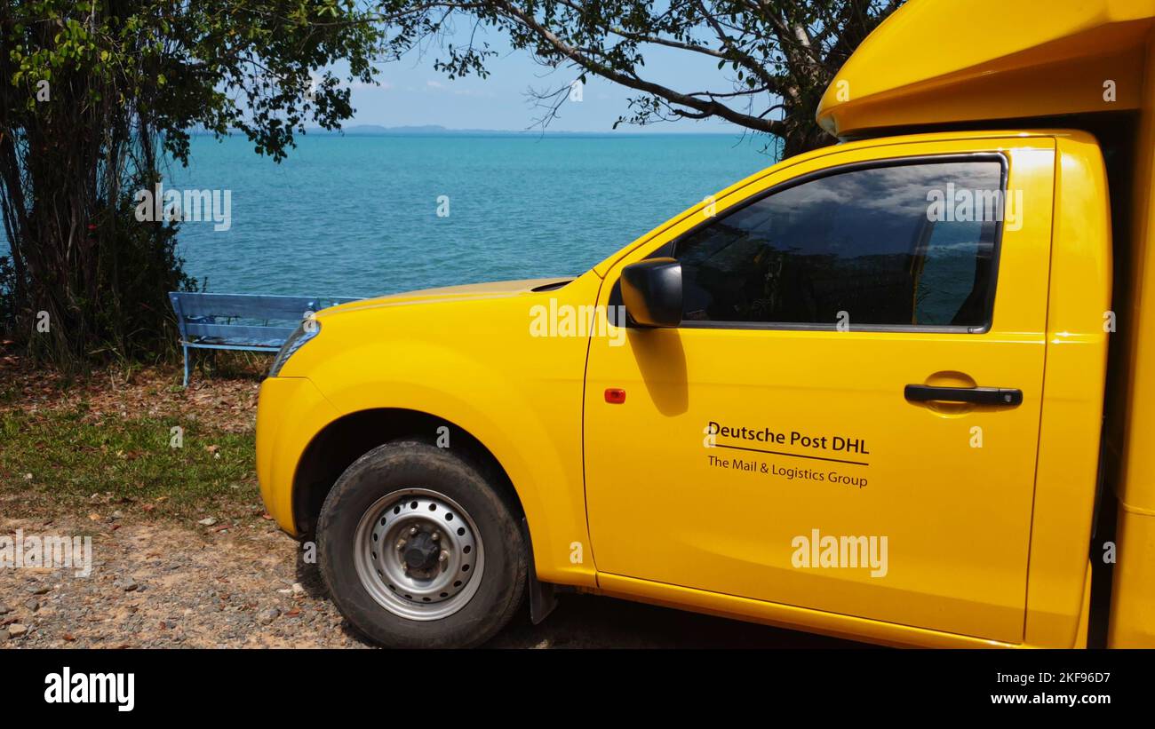 KOH CHANG, TRAT, THAÏLANDE - 11 NOVEMBRE 2022 : MINIBUS DE LIVRAISON ...