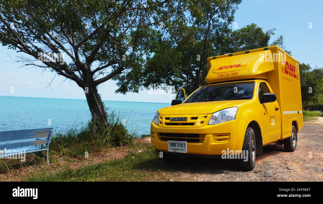 KOH CHANG, TRAT, THAÏLANDE - 11 NOVEMBRE 2022 : MINIBUS DE LIVRAISON ...