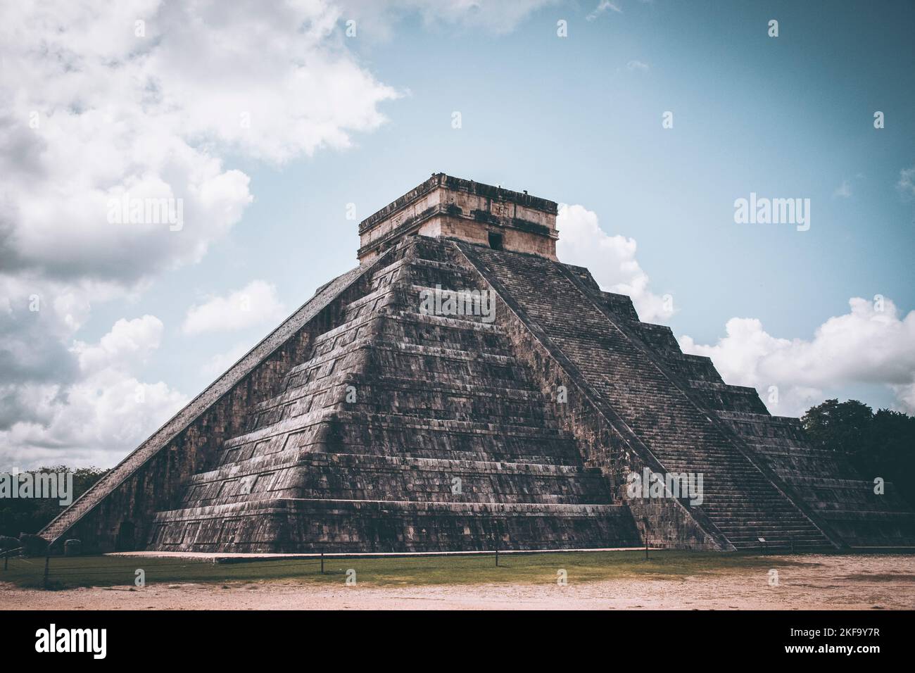 Chichen itza pyramid Banque de photographies et d’images à haute ...