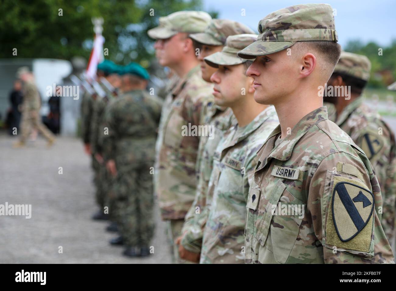 Les troopeurs affectés au 1-12 Cavalry Regiment, 3rd Armored Brigade ...