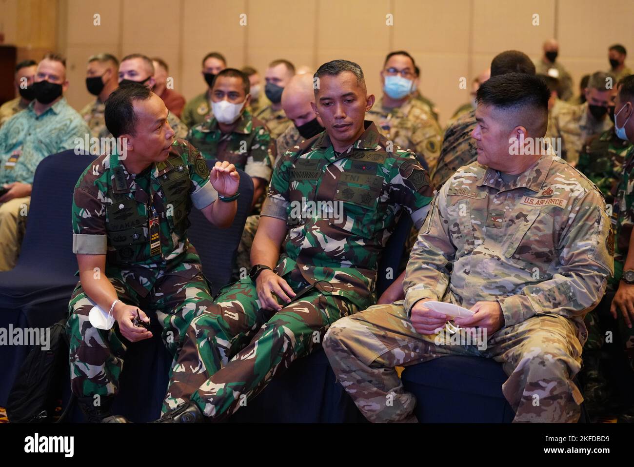 Christopher Cullen, colonel de la Force aérienne, agent logistique de ...