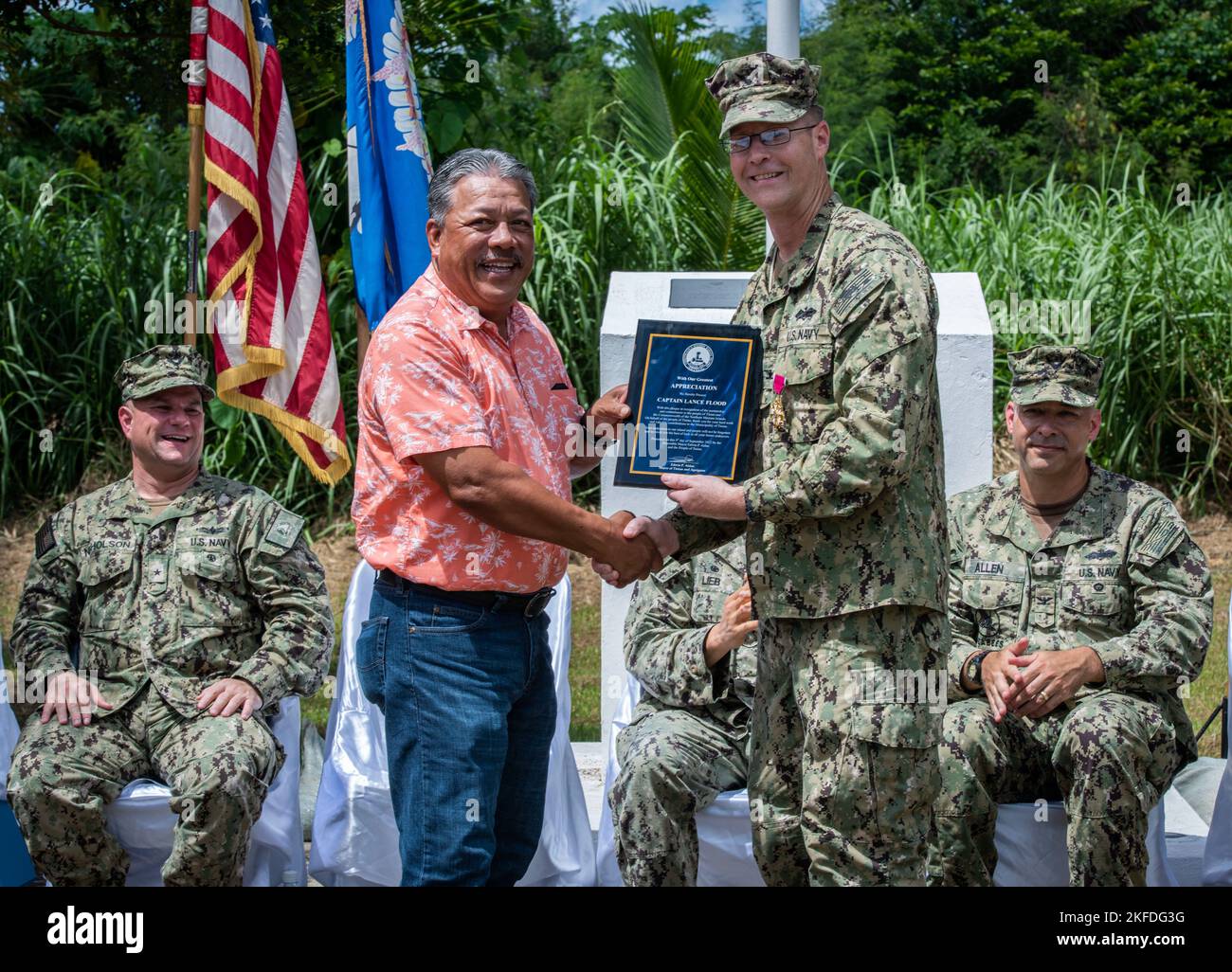 TINIAN, îles Mariannes du Nord (sept 14, 2022) – l'honorable maire ...