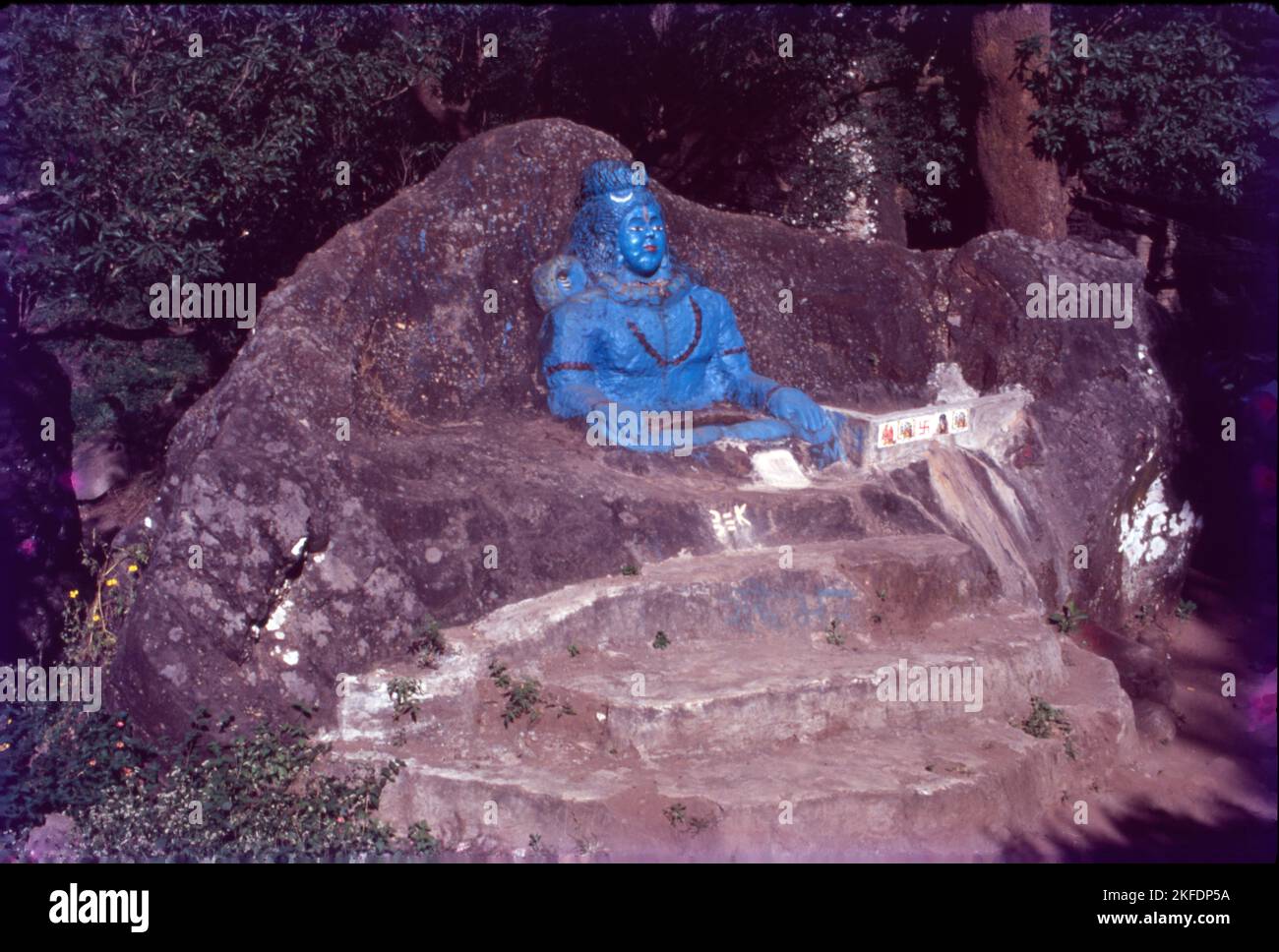 Lord Shiva :- est connu comme 'le destroyer' dans le Trimurti, la ...